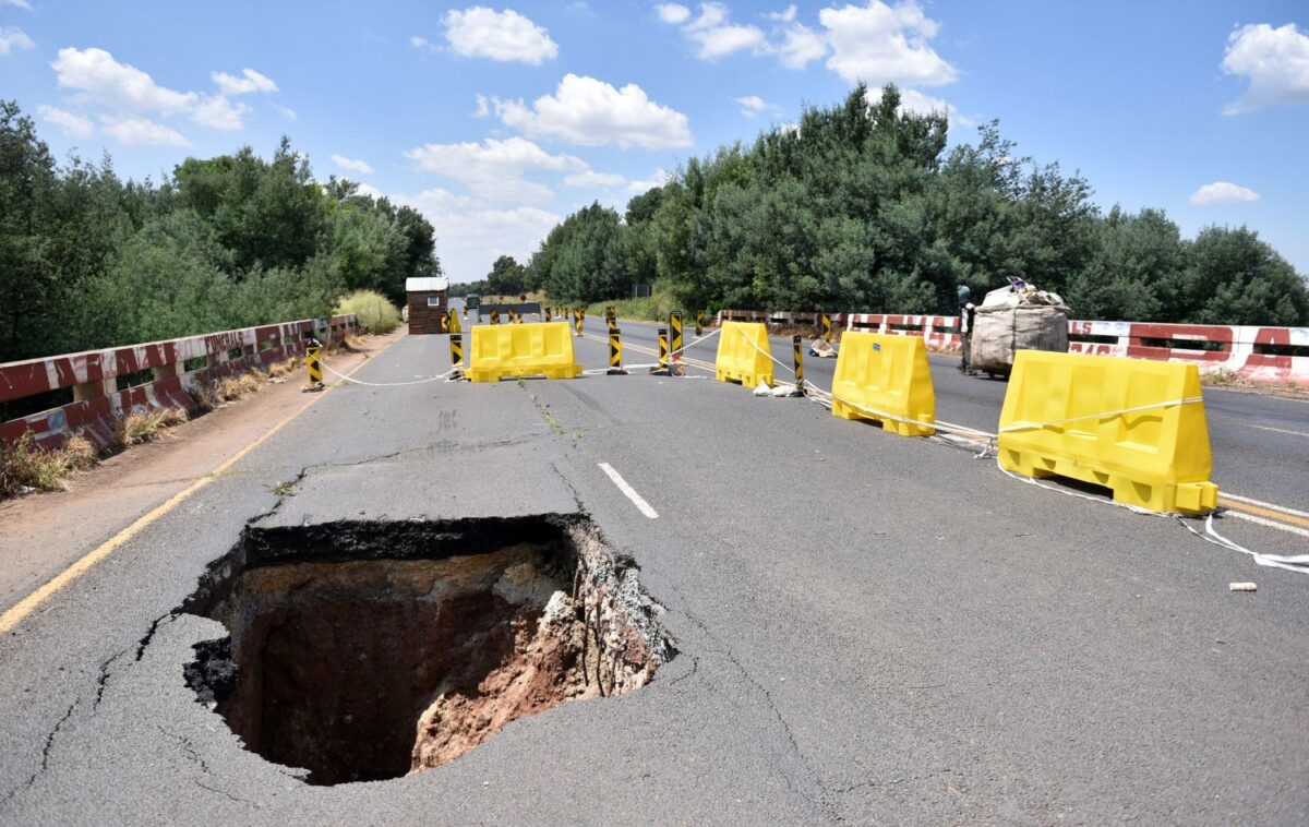 Johannesburg's bridges crumbling, but no money to fix them