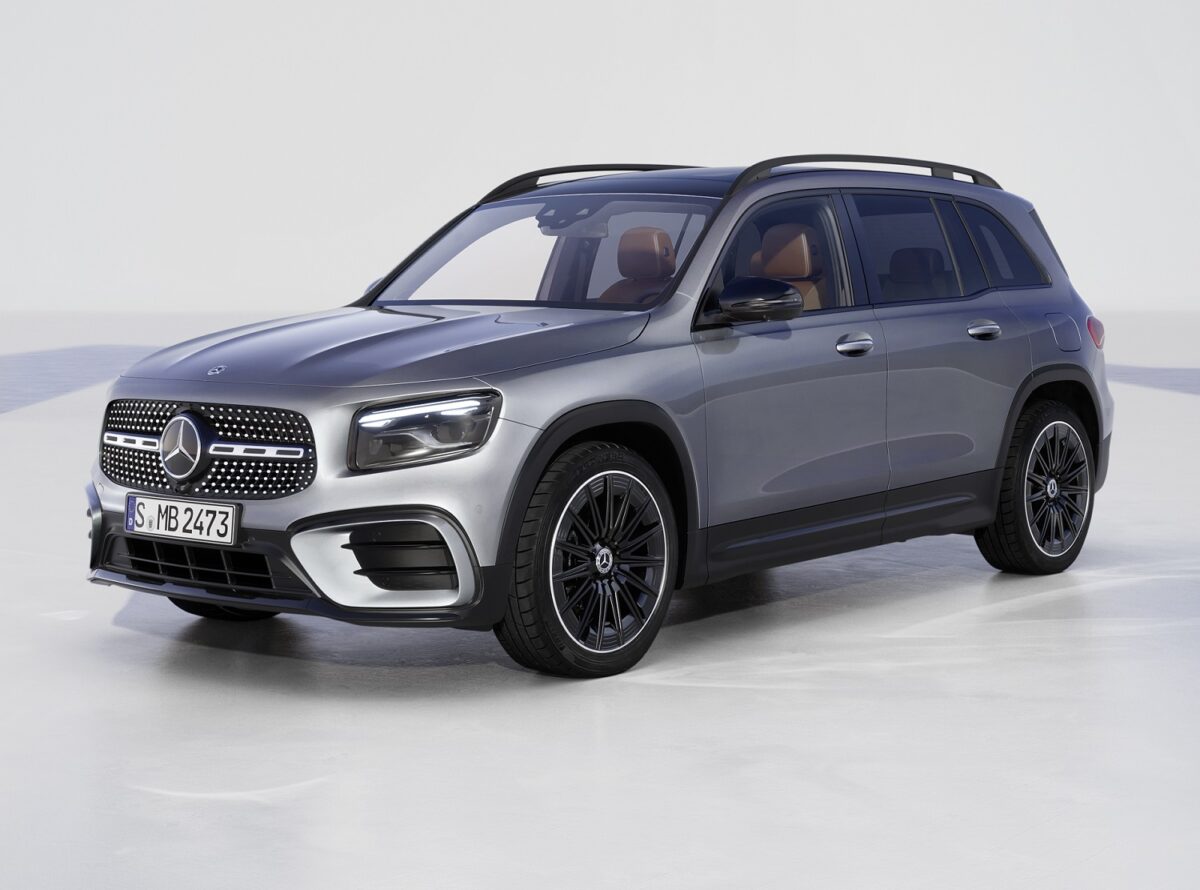Freshened-up Mercedes-Benz GLB debuts with electrified heart | The Citizen