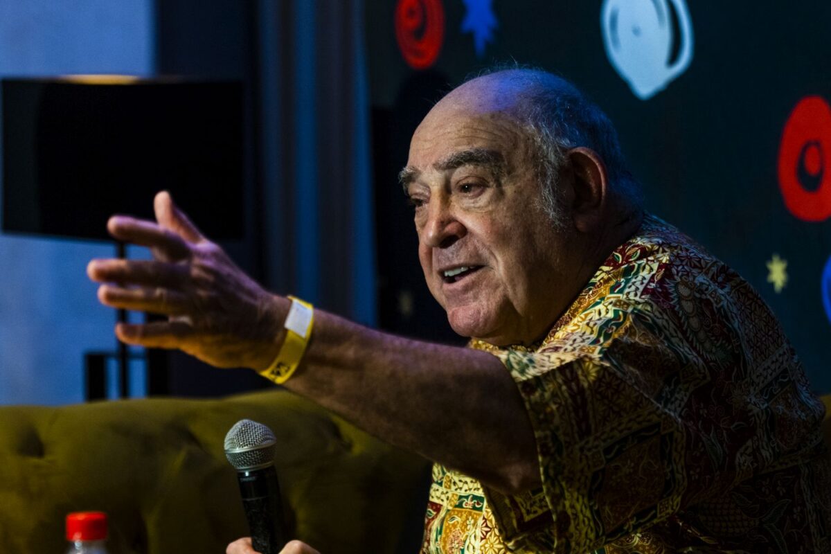 Teaching children about ubuntu vital to building a better SA - Kasrils