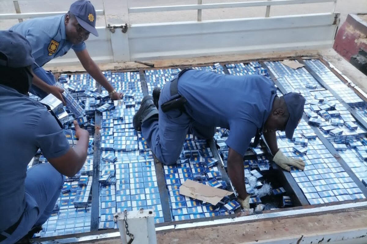 Foreign national nabbed for smuggling illicit cigarettes into SA
