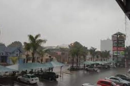 WATCH: Mini tornado hits Bloemfontein in Free State