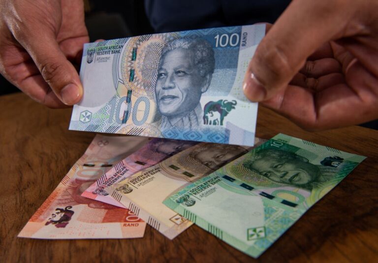 WATCH: SA's notes and coins have new design, upgrade features