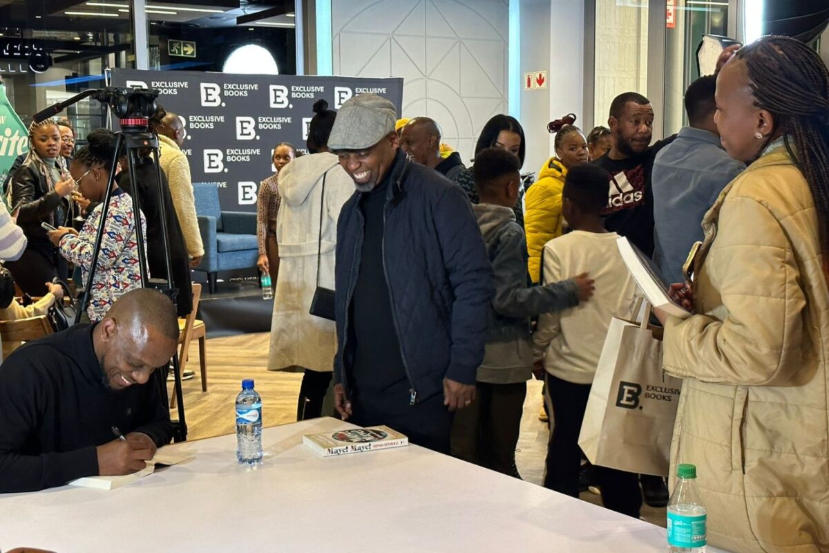 Industry players fill up bookstore in support of Slikour’s book launch