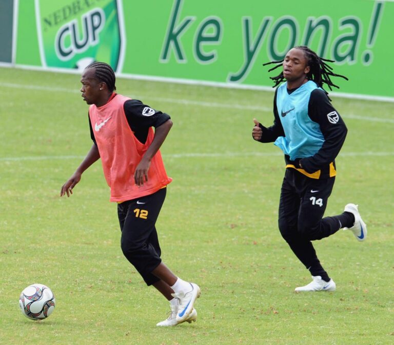 ‘It’s a process,’ says Chiefs legend Mooki, pleads Zwane patience