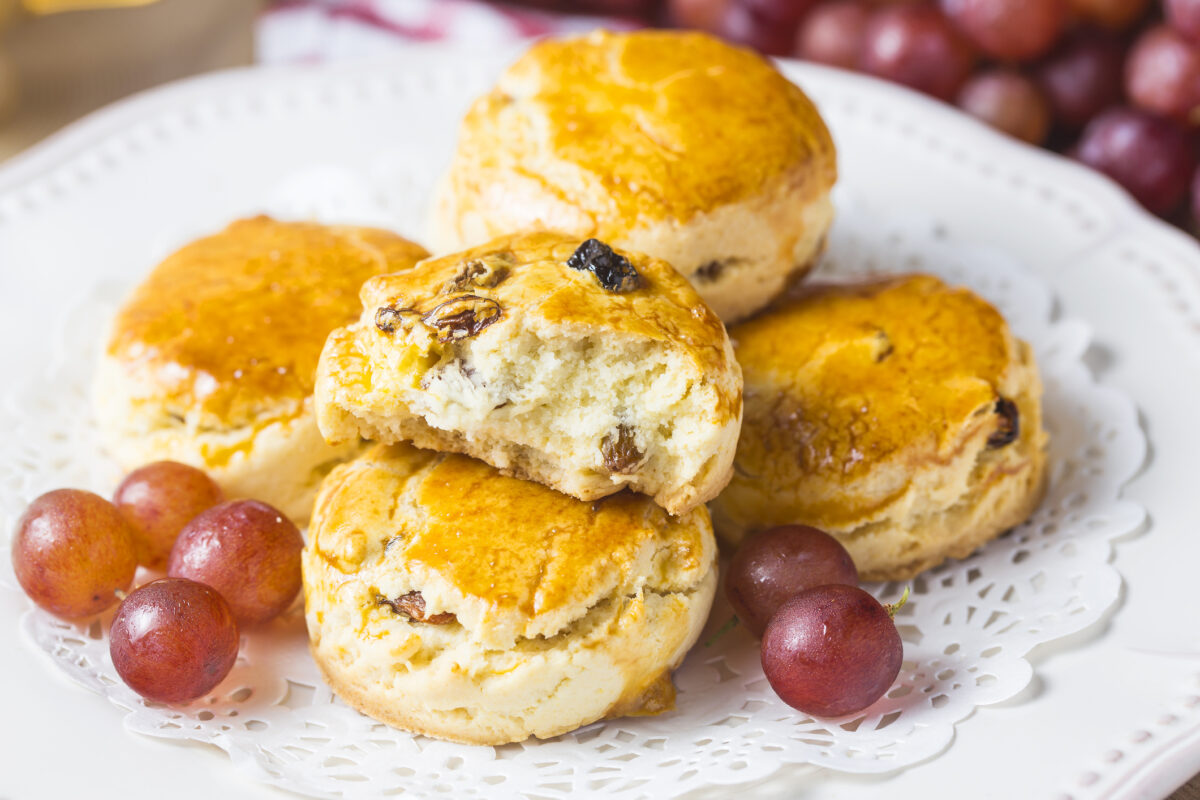 Saturday treat: Fruit scones