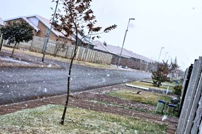 Winter wonderland, it's snowing in Joburg!