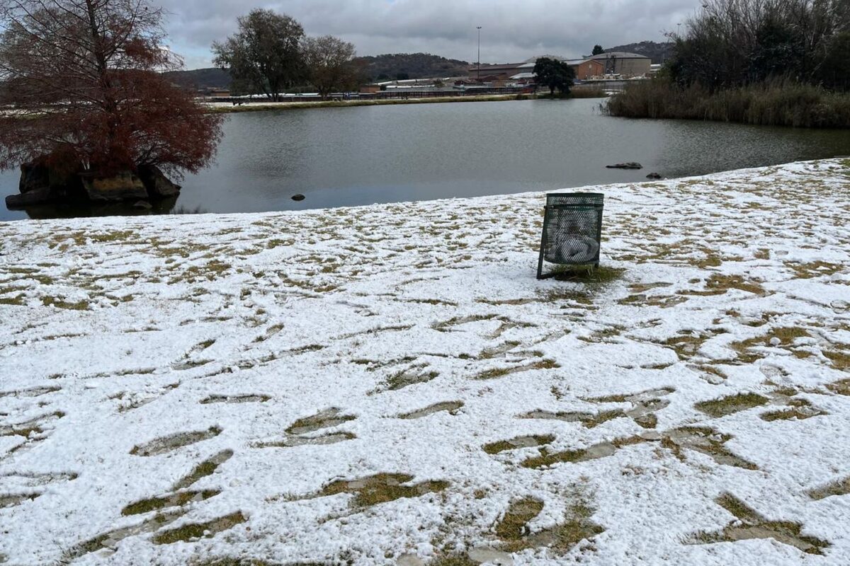 WATCH: Snow falls in Johannesburg
