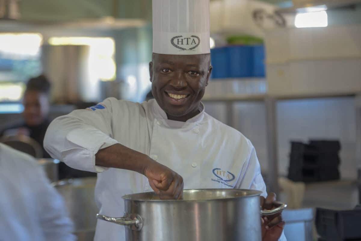 Chefs with compassion produce 104,000 litres of soup for the needy on ...