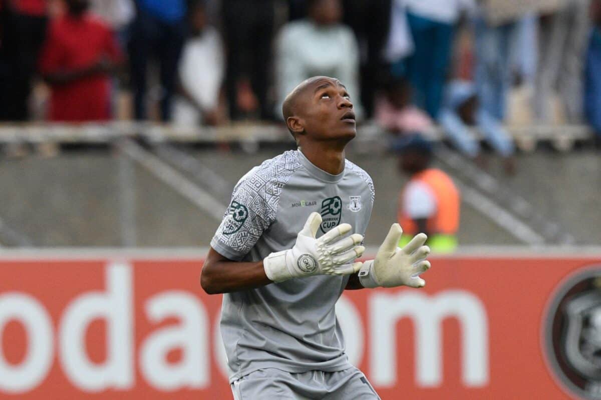 Dondol confirm goalkeeper Gumede's Pirates move