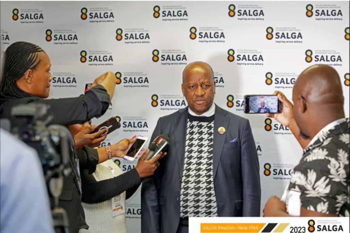 KZN Salga defends councillors who can't read or write