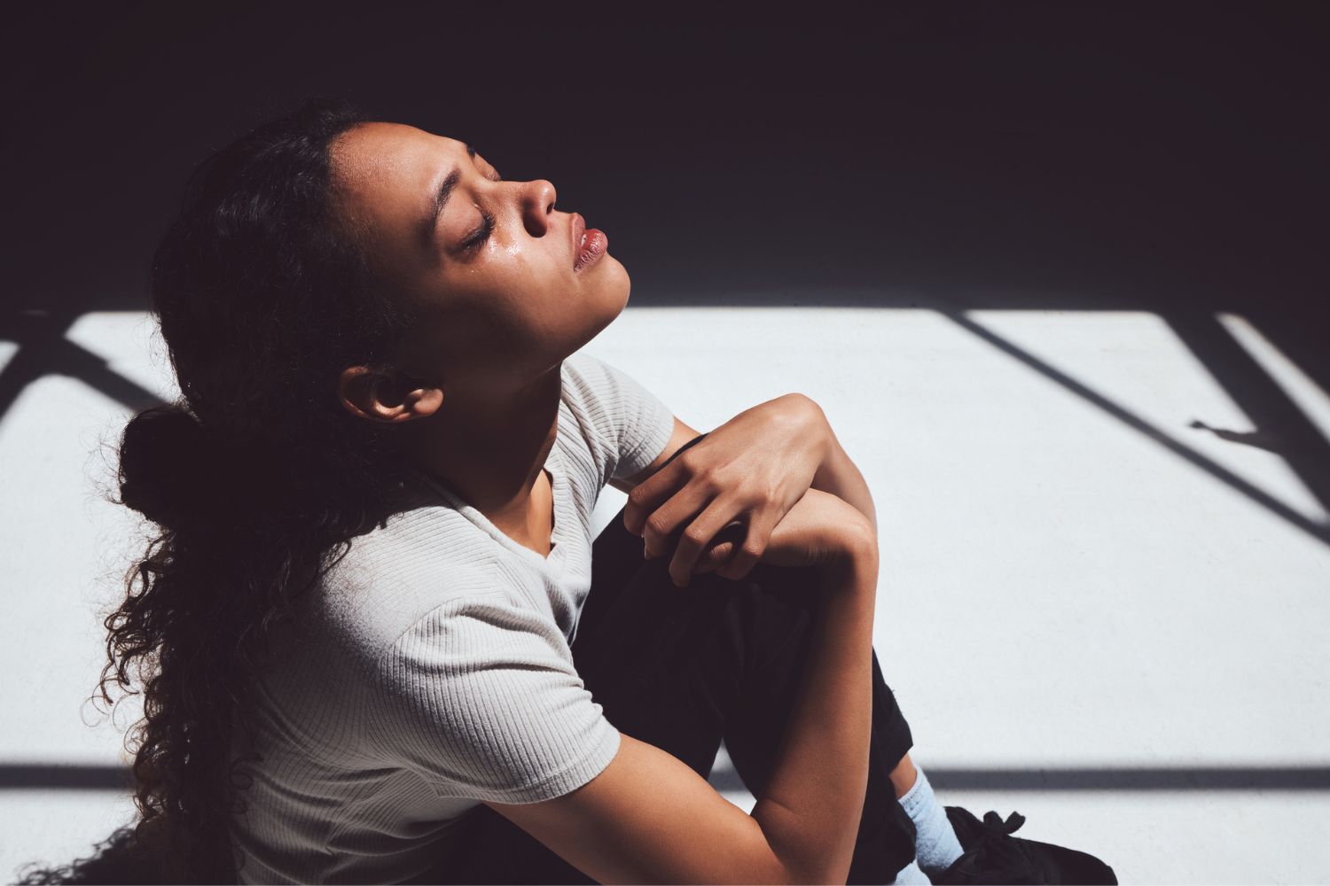 8 signs to tell if someone is suffering from Trauma