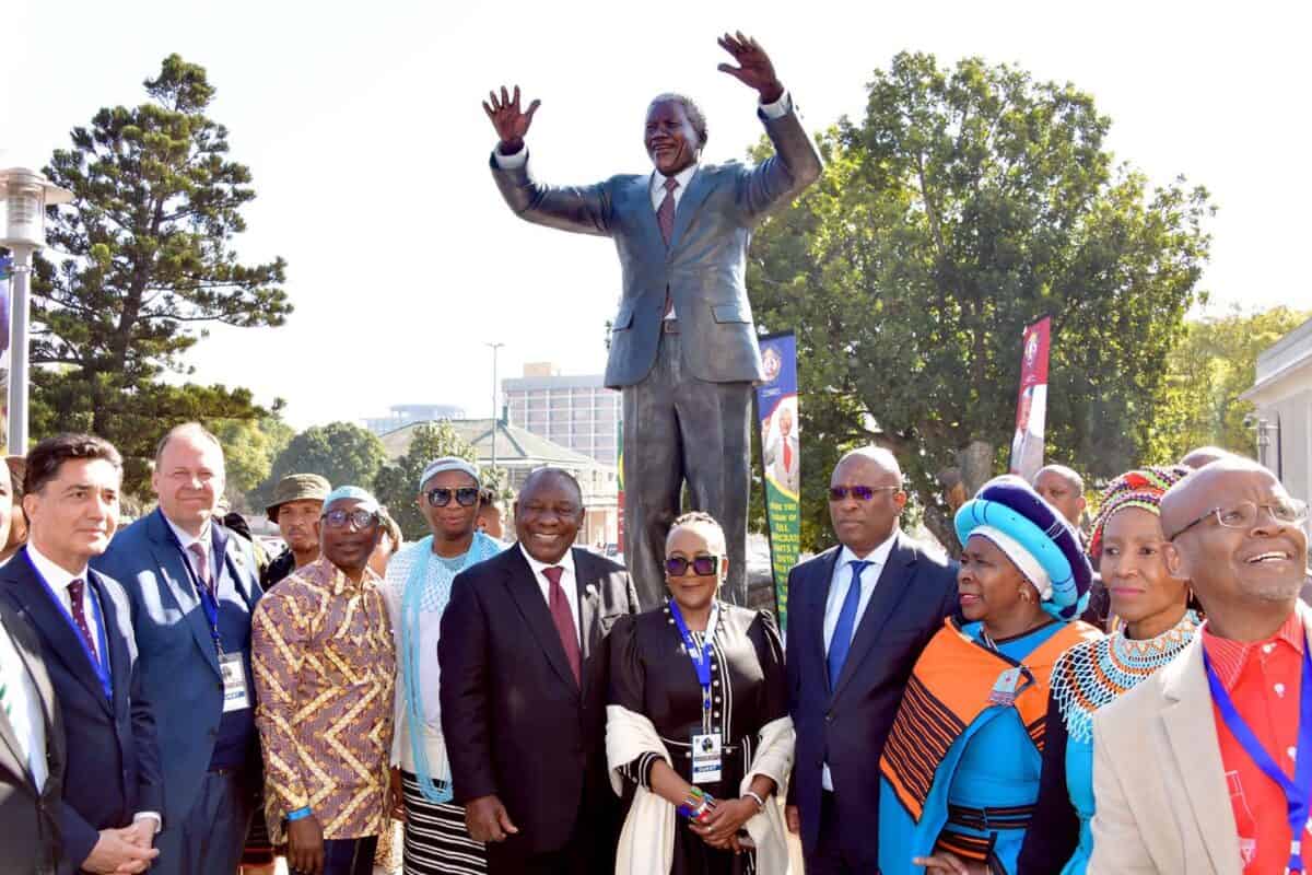 'Seeds of greatness': Take a look the two statues unveiled by Ramaphosa ...