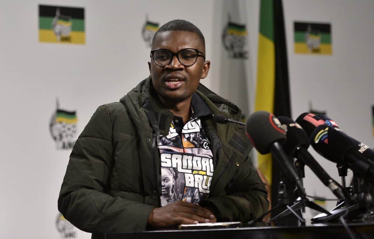 'Pravin Gordhan will sell everything – even South Africans', says ANCYL ...