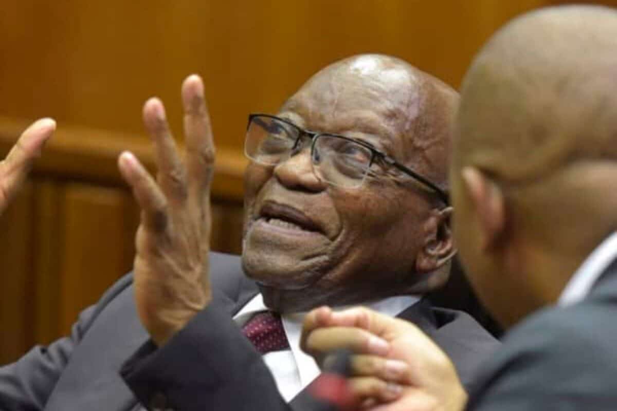 Zuma returns to Nkandla after brief prison drive-through