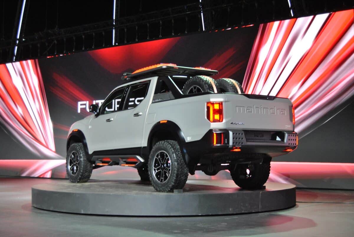WATCH: Concept Mahindra Global Pik Up makes dramatic reveal