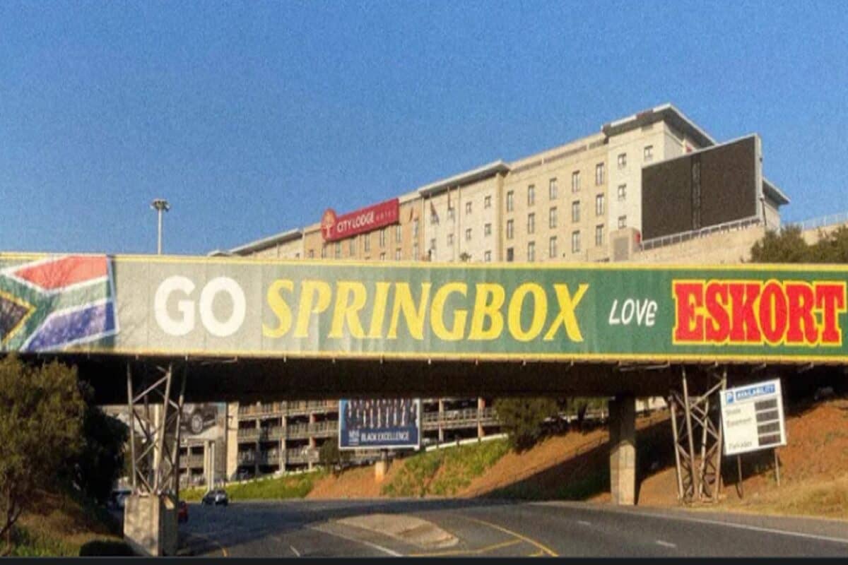 Go Springbox! Eskort billboard brings out the spelling police | The Citizen