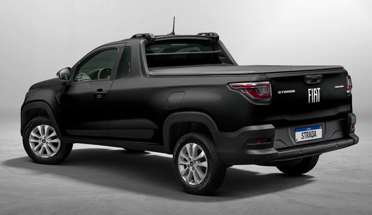 Forbidden half-ton dream: Facelift Fiat Strada revealed in Brazil
