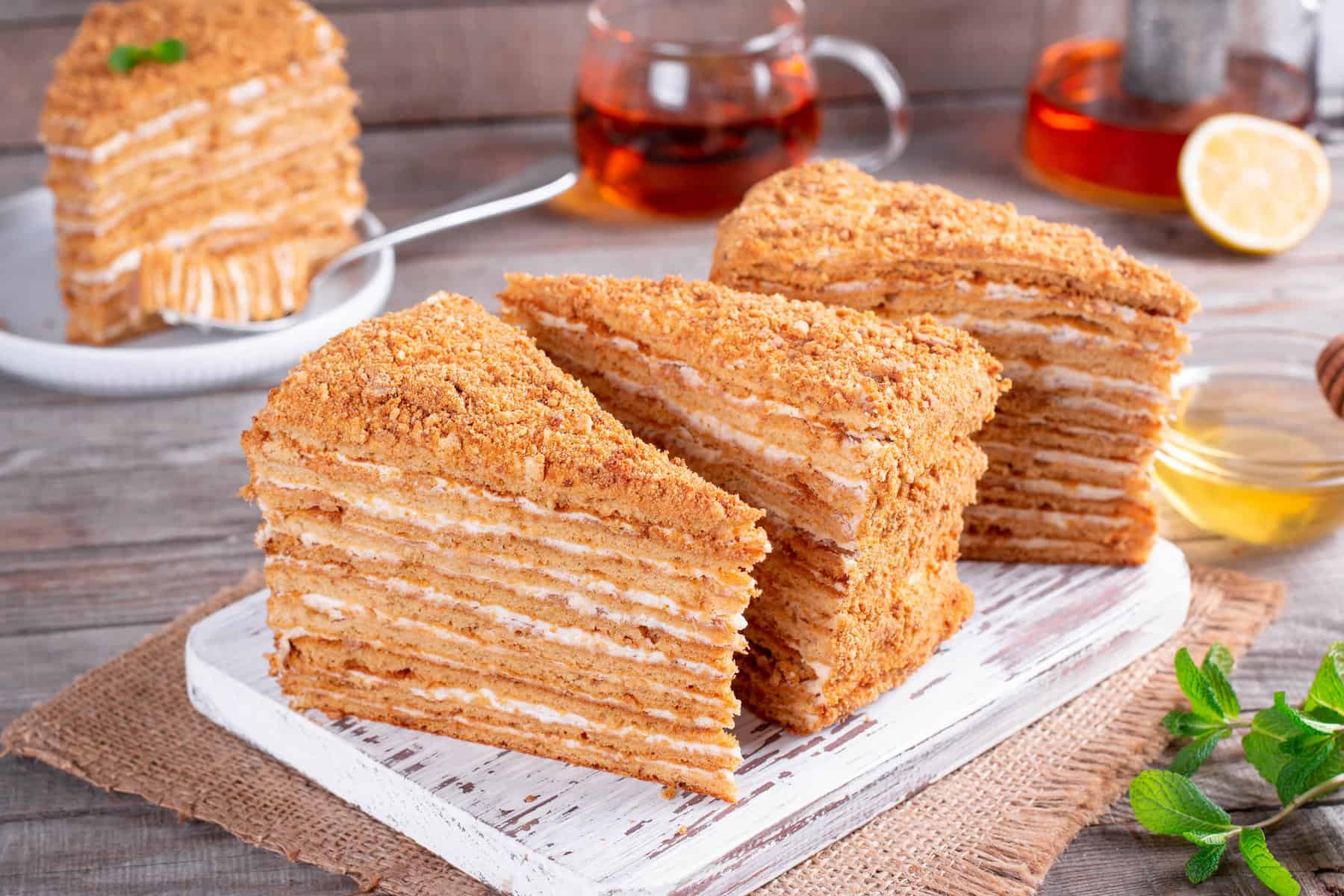 Saturday tasty treat: Delectable honey cake