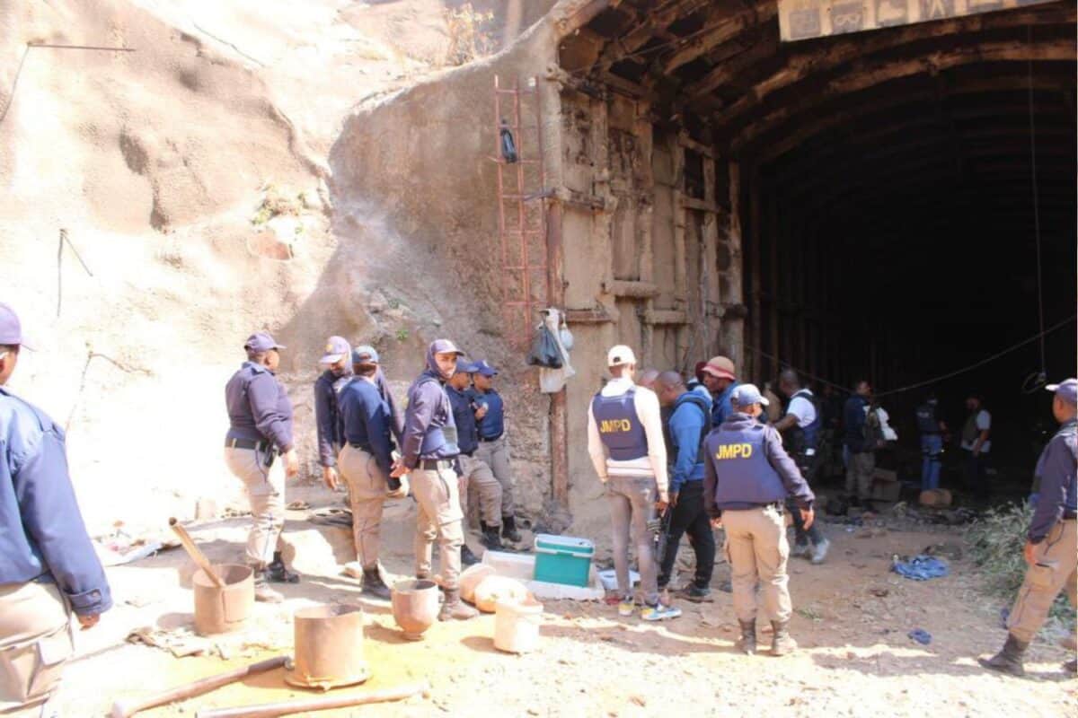'Showing flames': JMPD engages in shootout with zama zamas | The Citizen
