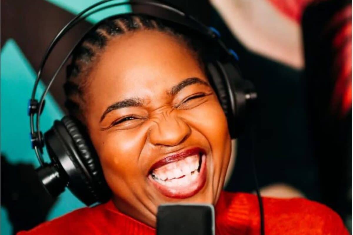 Sign Language activist Andiswa Gebashe will crack your ribs with ...