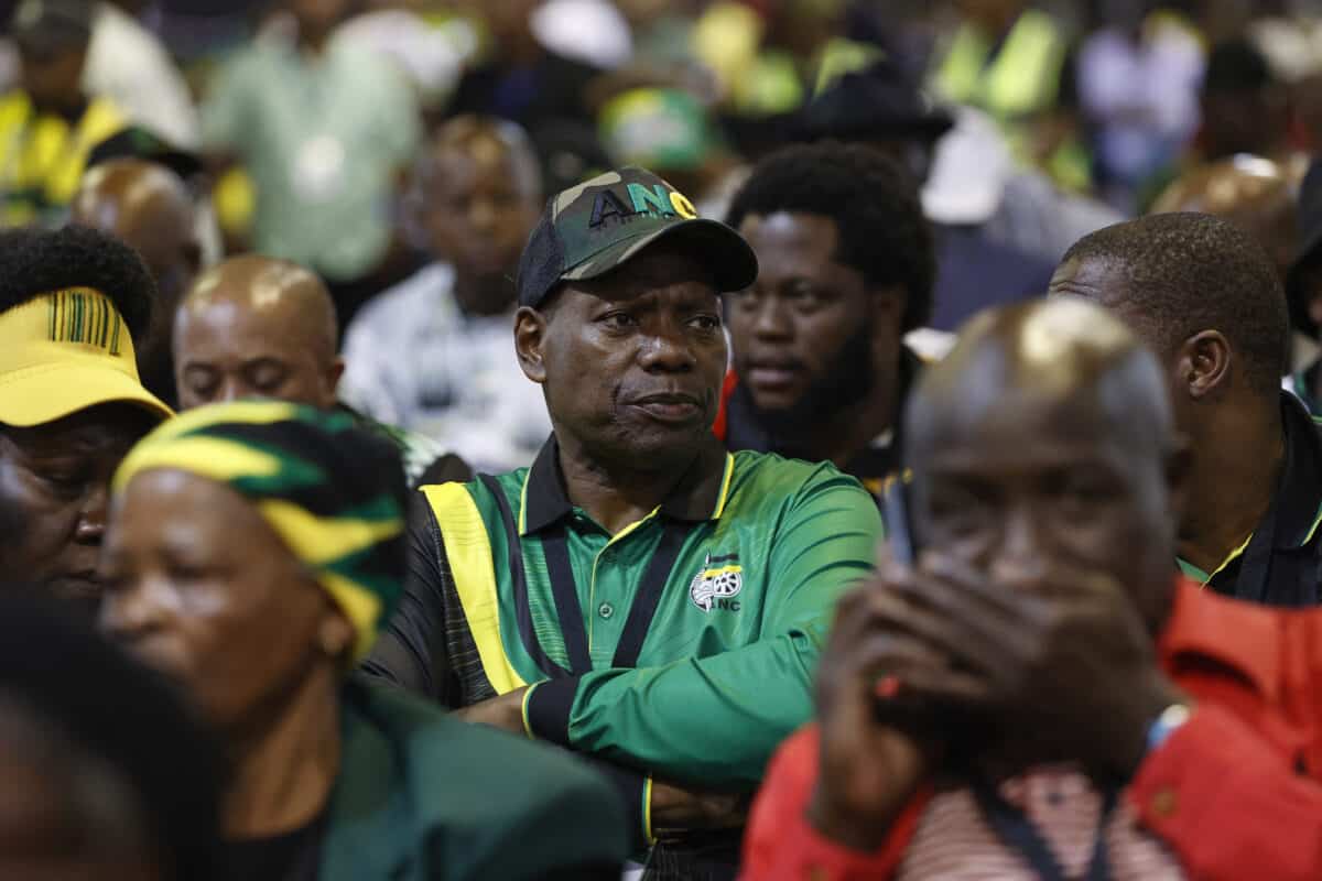 Mbalula sings Zweli Mkhize's praises at ANC KZN rally