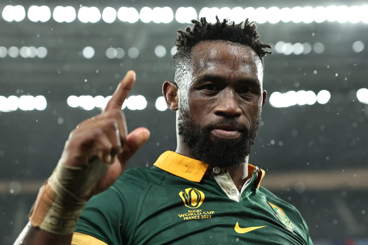 I don’t get rugby… but Siya Kolisi’s arms