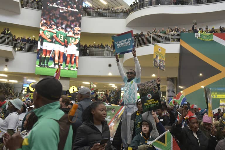 In pictures: The victorious Springboks arrive back in SA to a rousing ...