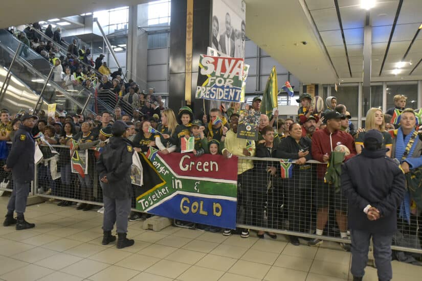 In pictures: The victorious Springboks arrive back in SA to a rousing ...