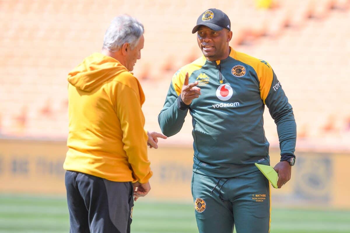 Chiefs widen net to DRC in search of keeper