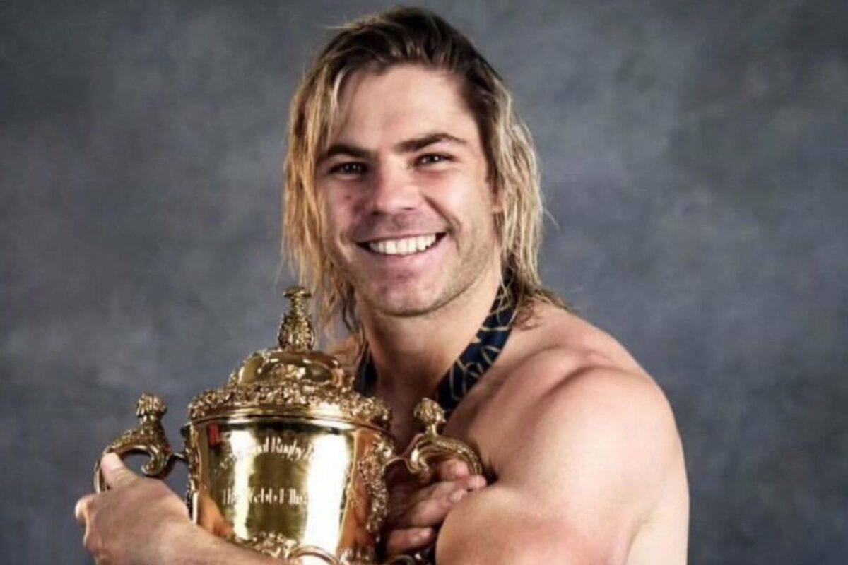 Literally a month after winning the Rugby World Cup, Faf de Klerk ...