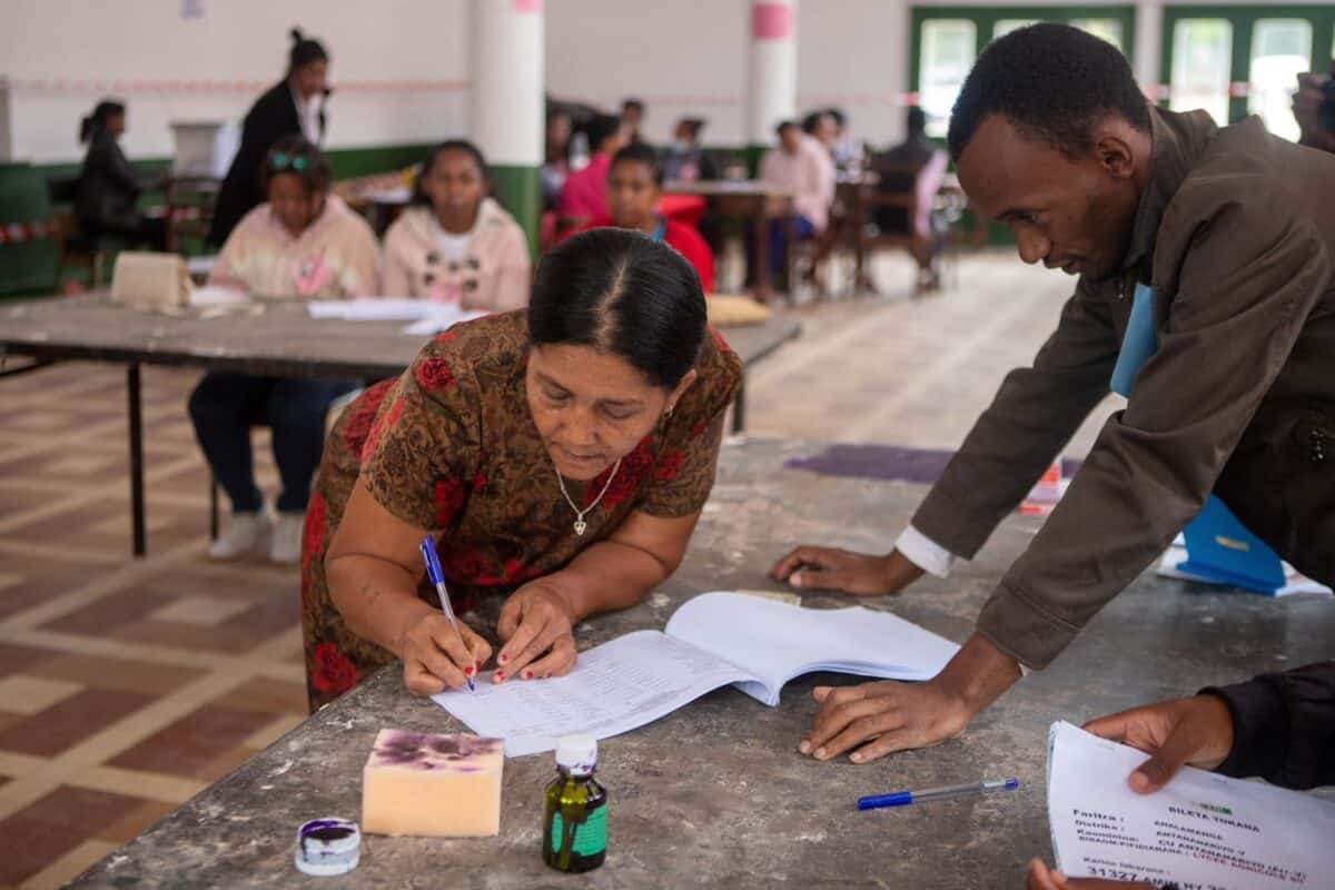 Low turnout looms over boycott-hit Madagascar presidential election ...