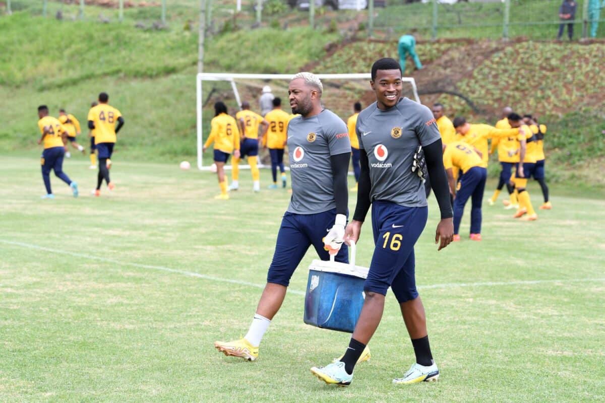 Chiefs young goalkeeper Molefe tipped for Amakhosi role