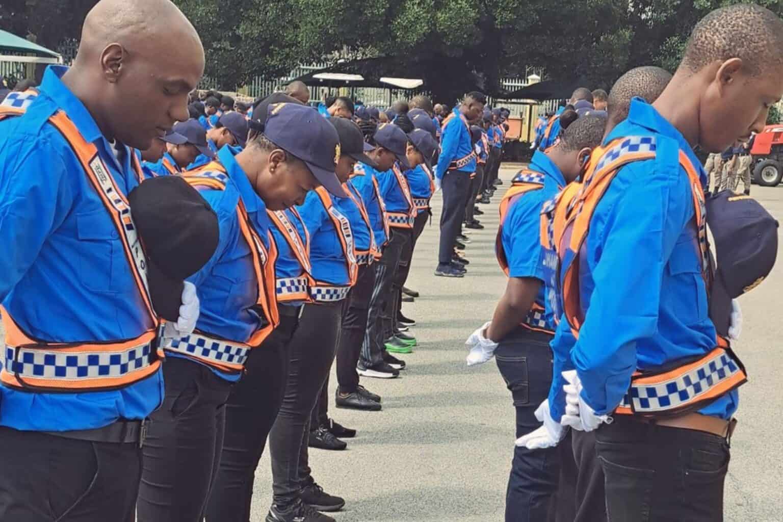 Joburg tackles traffic woes: 200 pointsmen deployed to navigate traffic ...