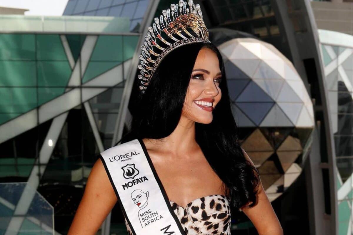 Former Miss SA, Natasha Joubert, welcomes her first baby