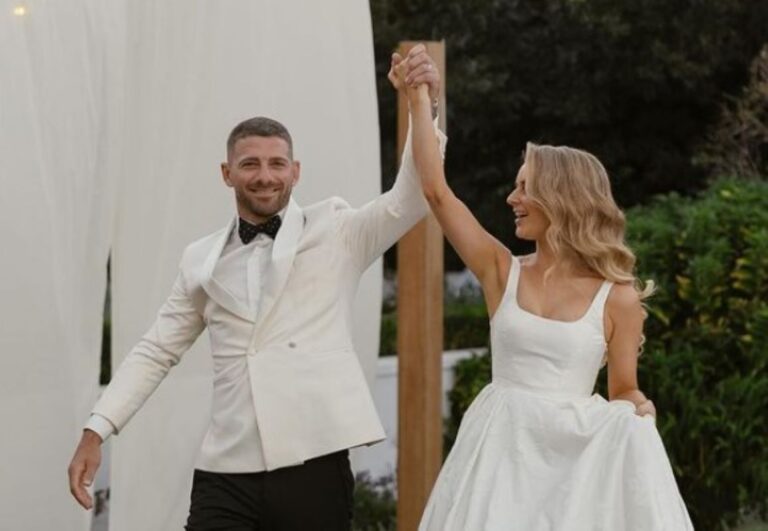 Just married! Springbok Willie le Roux and wife share wedding photos ...