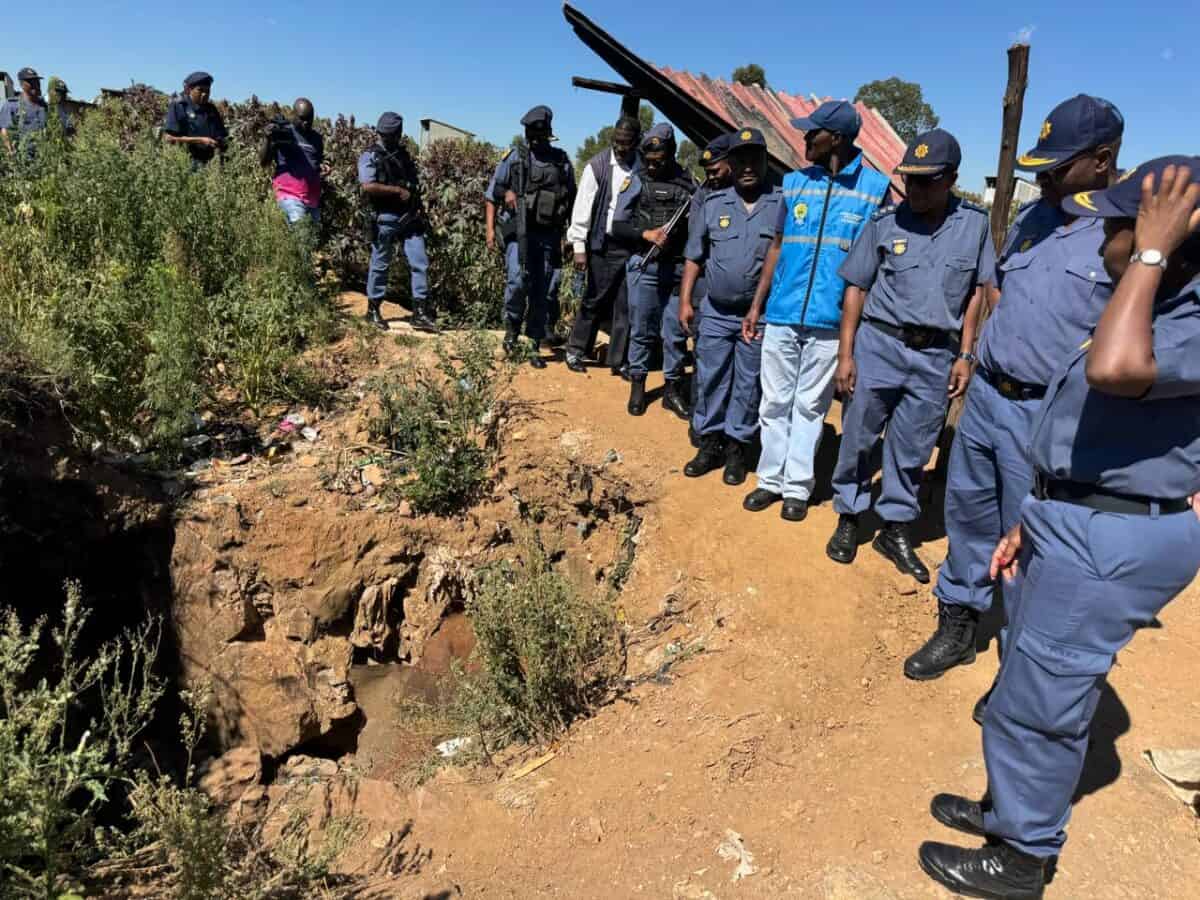 Body found at zama zama site in Roodepoort, reports say there should be ...