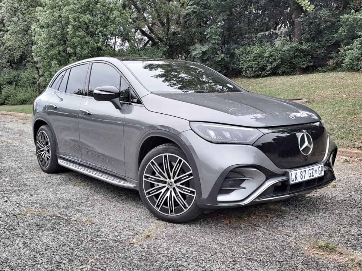 Spaceship-like Mercedes-Benz EQE 350 SUV shoots for the stars | The Citizen