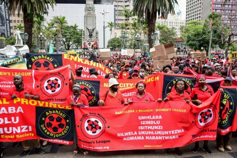 Abahlali baseMjondolo 'lends its vote' to the EFF | The Citizen