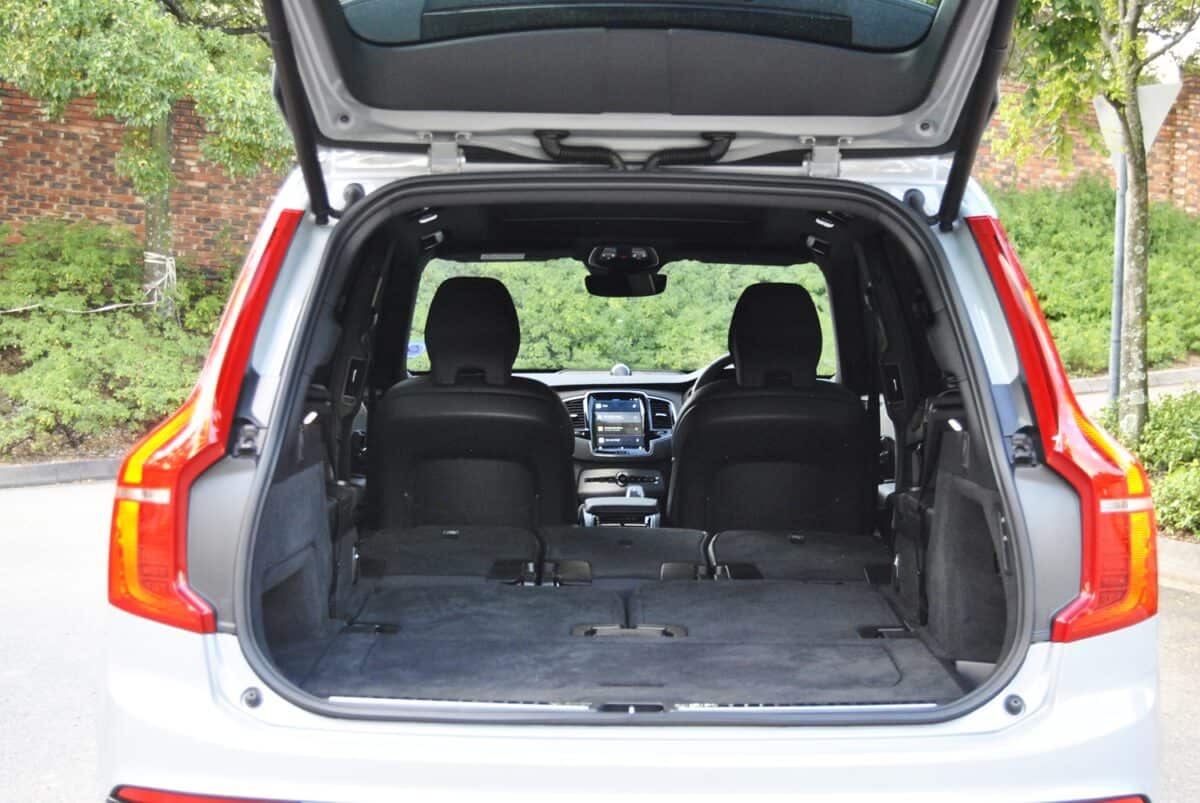 Flagship plug-in hybrid Volvo XC90 still shocks without range worry
