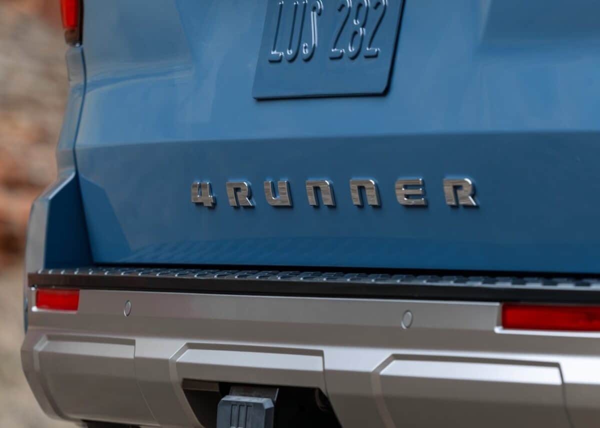 Preview of next Fortuner? New Toyota 4Runner debuting on 9 April