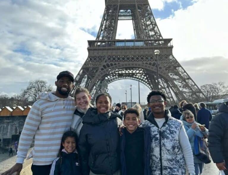 Viva la France! Siya Kolisi is living the Parisian dream with his ...