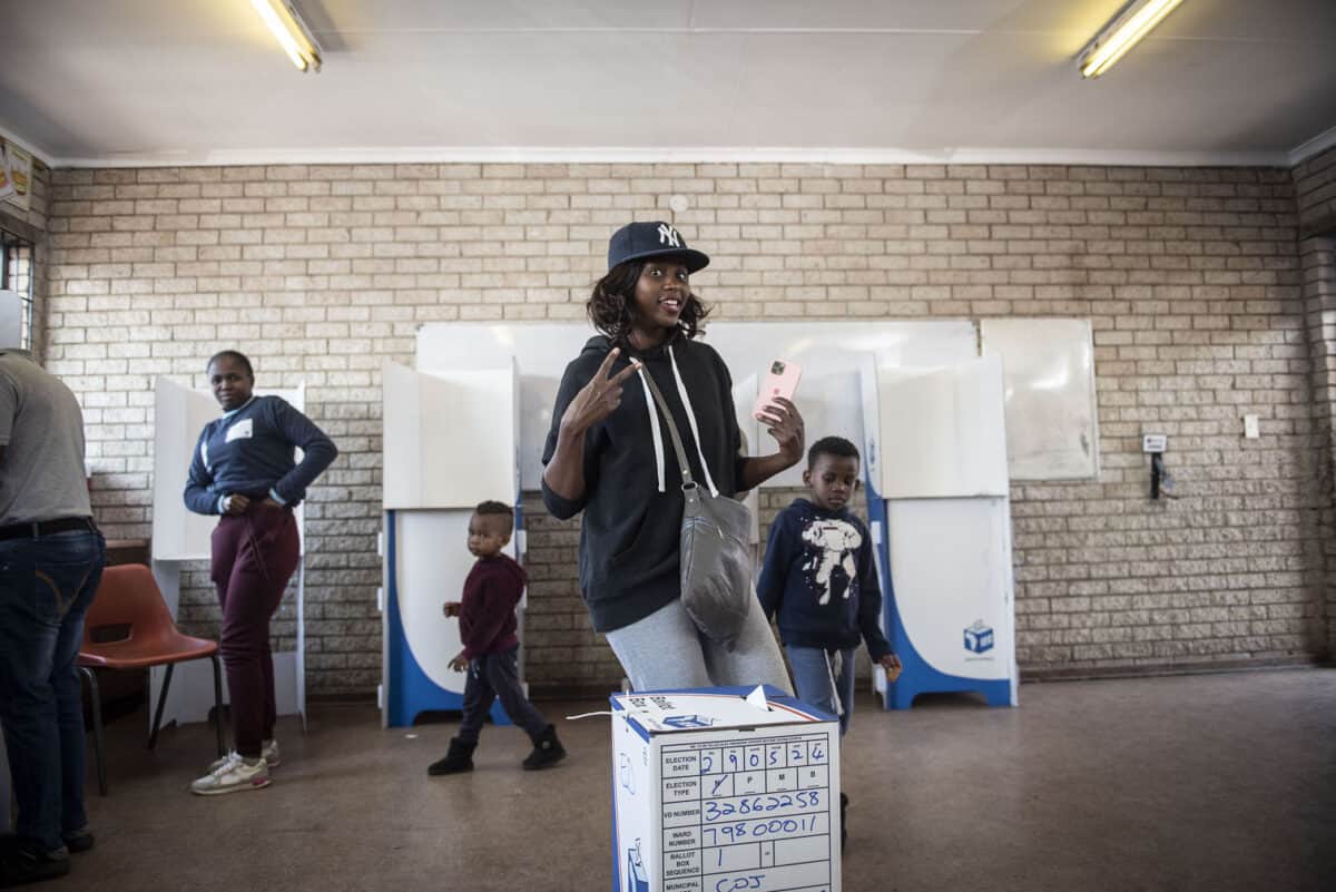 PICTURES: South Africans make their mark in general elections | The Citizen