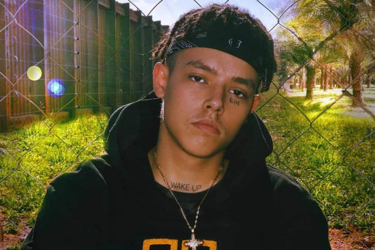 J Molley breaks silence after suicide attempt