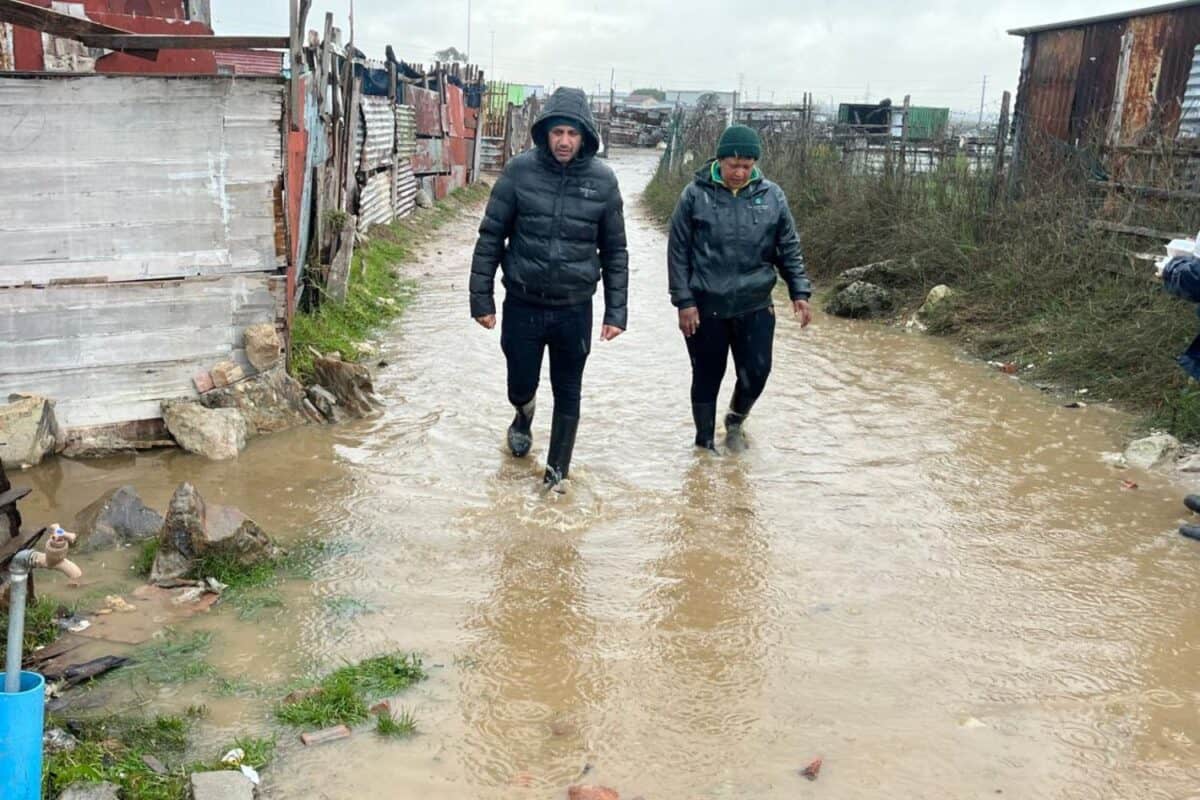 Gift of the Givers assist flood ravaged Western Cape