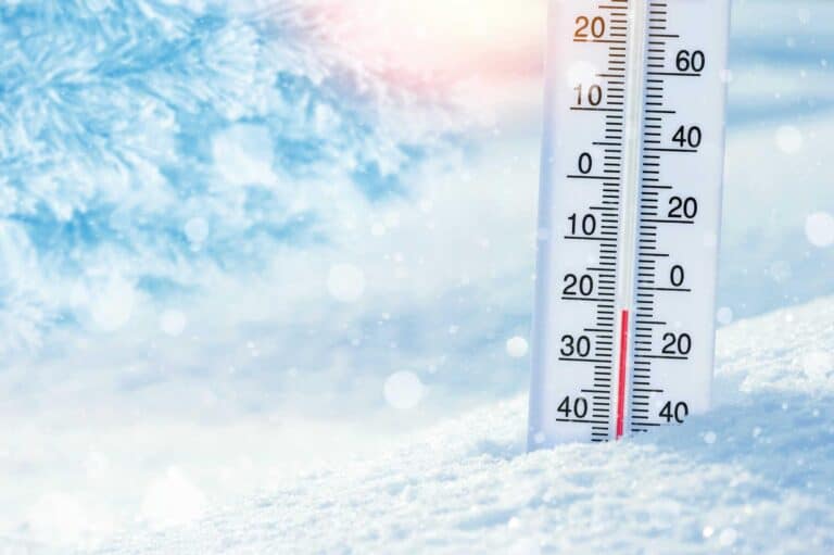 Snow in KZN: Residents to stay indoors to avoid Level 6 snowstorm | The ...