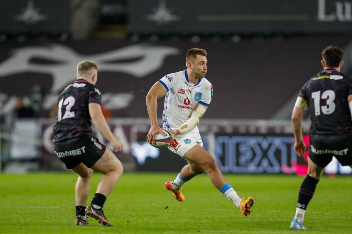 Good news for Bulls ... David Kriel cleared to play after getting red ...