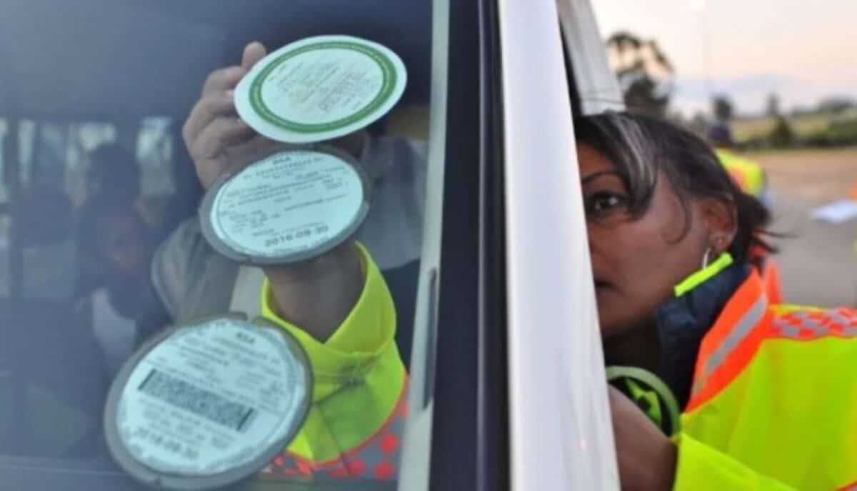 2025 vehicle licence renewal: Cost by province and cheapest digital ...