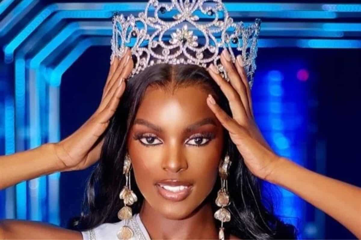 Chidimma Adetshina crowned Miss Universe runner-up in Mexico