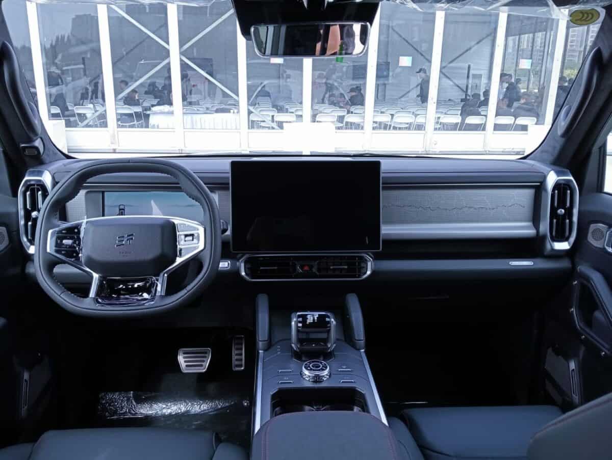 Defender-inspired Jetour T2 to arrive in Mzansi before mid-2025 | The ...