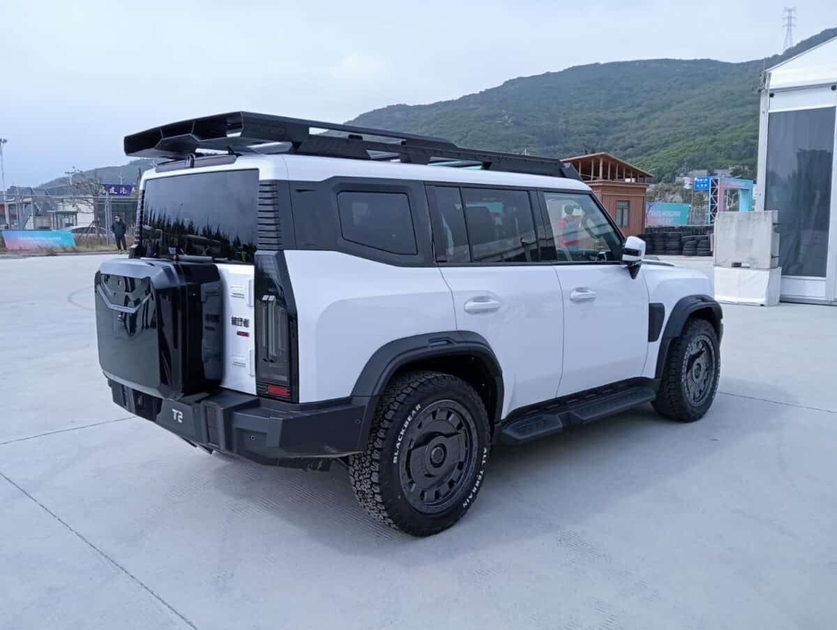 Defender-inspired Jetour T2 to arrive in Mzansi before mid-2025 | The ...
